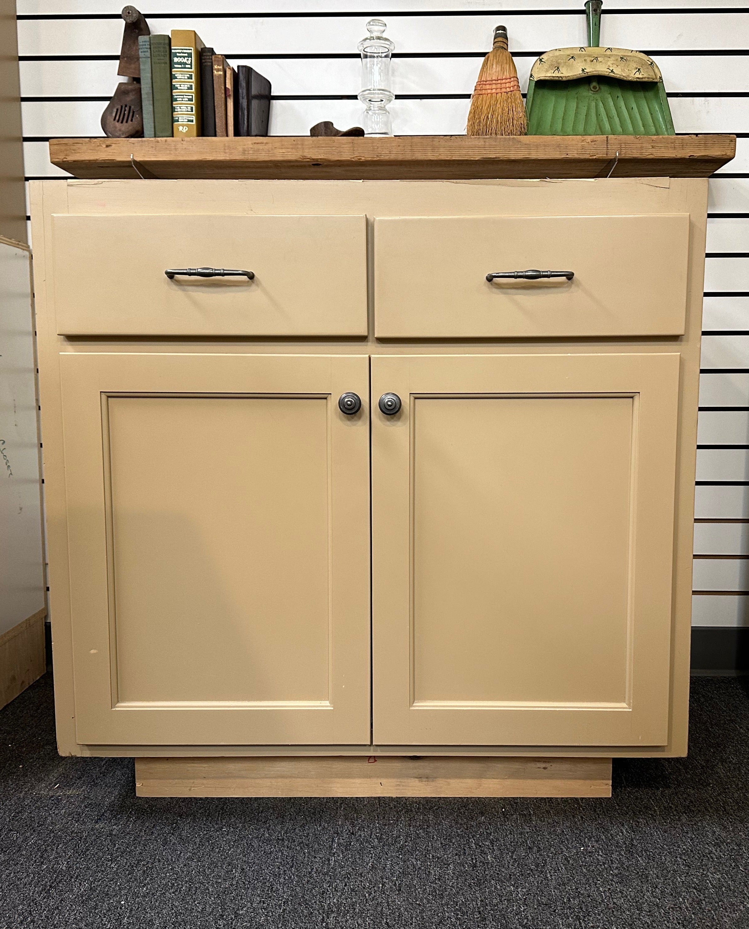 2 Drawer 2 Door Base – GreenLynx